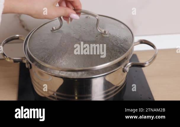 Boiling stove Stock Videos & Footage - HD and 4K Video Clips - Alamy