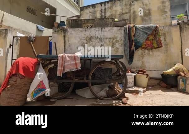Poor people Stock Videos & Footage - HD and 4K Video Clips - Alamy