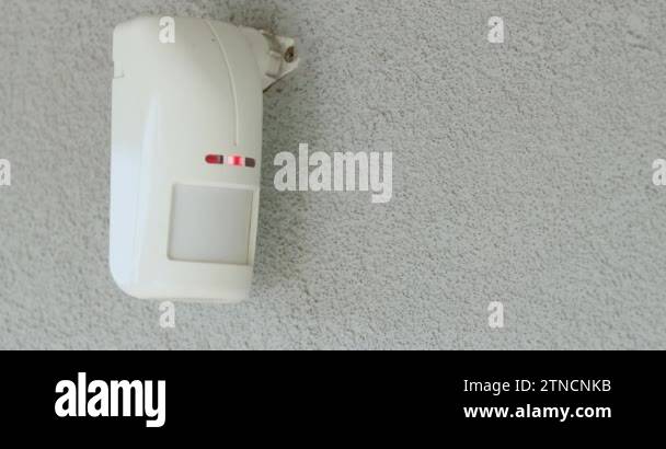 Light sensor house Stock Videos & Footage - HD and 4K Video Clips - Alamy