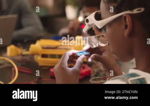 Micro class Stock Videos & Footage - HD and 4K Video Clips - Alamy