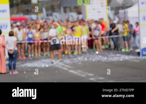 Marathon starting line Stock Videos & Footage - HD and 4K Video Clips ...