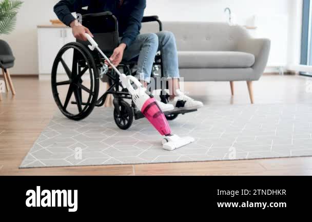 Vertical mobility Stock Videos & Footage - HD and 4K Video Clips - Alamy