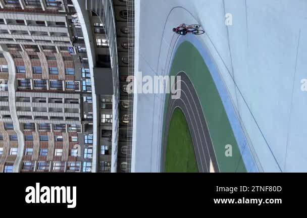 Fixed to a train Stock Videos & Footage - HD and 4K Video Clips - Alamy