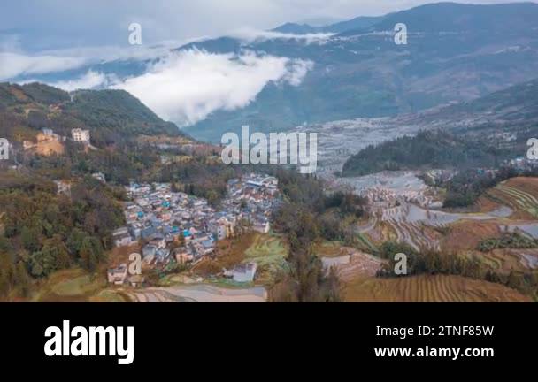 Yuanyang river Stock Videos & Footage - HD and 4K Video Clips - Alamy