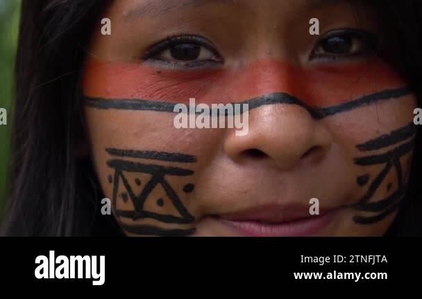 Closeup face of Native Brazilian Woman at an indigenous tribe in the ...