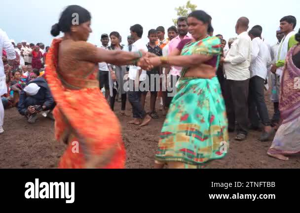 PANDHARPUR, MAHARASHTRA, INDIA, 8 JULY 2022 : Wari Palkhi Sohla, Wari ...