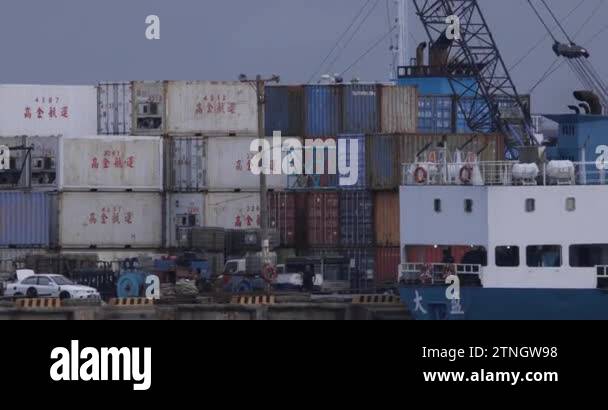 Chinese port containers loading Stock Videos & Footage - HD and 4K ...