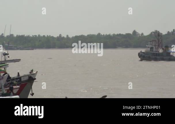 Rangoon river Stock Videos & Footage - HD and 4K Video Clips - Alamy