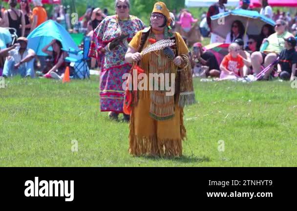Indigenous regalia Stock Videos & Footage - HD and 4K Video Clips - Alamy