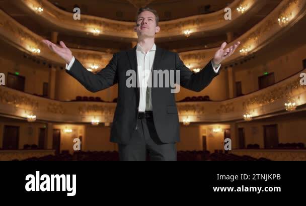 Bowing theatre Stock Videos & Footage - HD and 4K Video Clips - Alamy