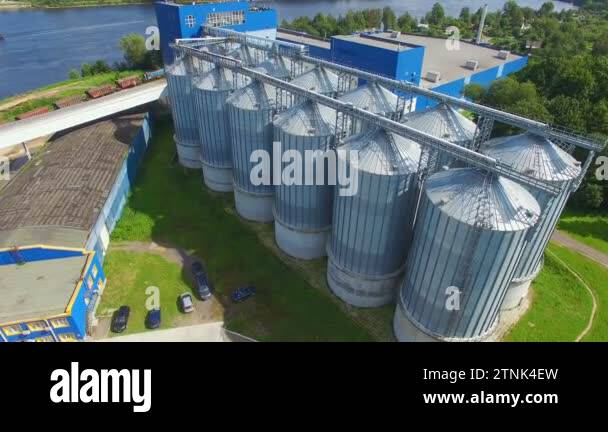 Loading tanks Stock Videos & Footage - HD and 4K Video Clips - Alamy