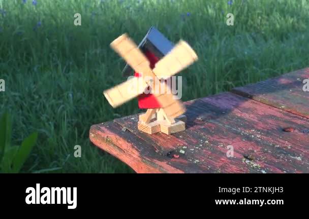 Windmill toy Stock Videos & Footage - HD and 4K Video Clips - Alamy