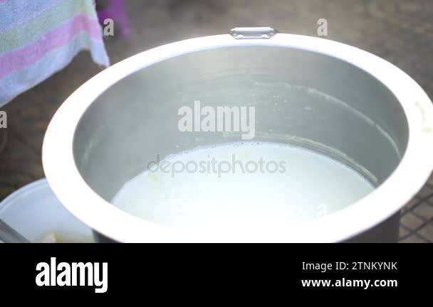Boiling water boiled in the preparation step to cook, Disinfection ...