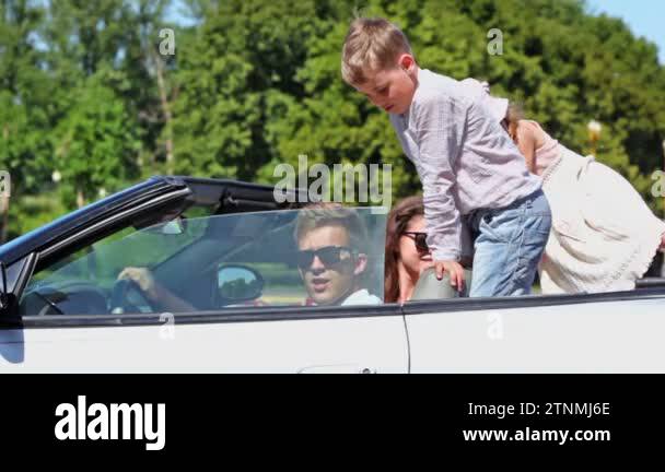 Kids behind Stock Videos & Footage - HD and 4K Video Clips - Alamy