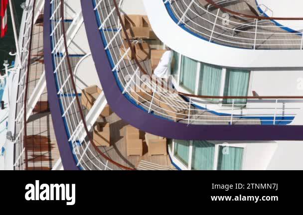 Decks on ship Stock Videos & Footage - HD and 4K Video Clips - Alamy