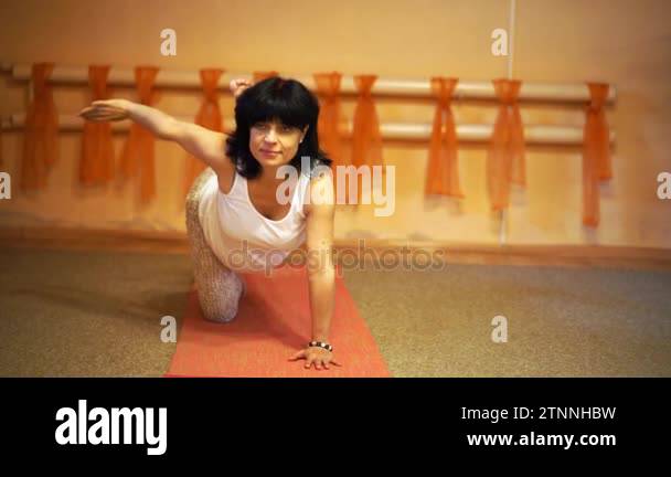 40 legs Stock Videos & Footage - HD and 4K Video Clips - Alamy