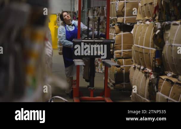 Cargo focused Stock Videos & Footage - HD and 4K Video Clips - Alamy