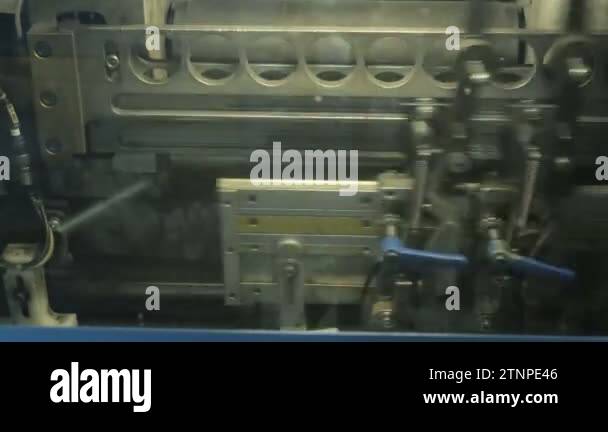 Newspaper rotation Stock Videos & Footage - HD and 4K Video Clips - Alamy