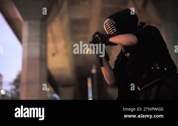 Finesse bridge Stock Videos & Footage - HD and 4K Video Clips - Alamy