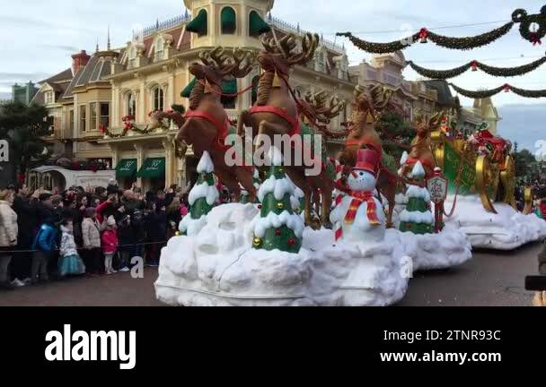 Disney float Stock Videos & Footage - HD and 4K Video Clips - Alamy