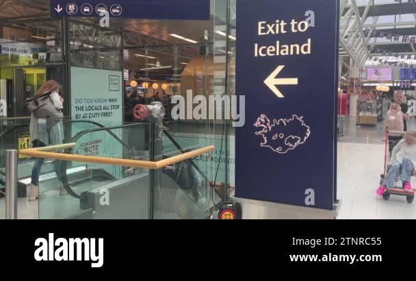 Arrivals at customs Stock Videos & Footage - HD and 4K Video Clips - Alamy