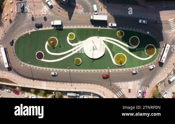 Oval shaped spaces Stock Videos & Footage - HD and 4K Video Clips - Alamy