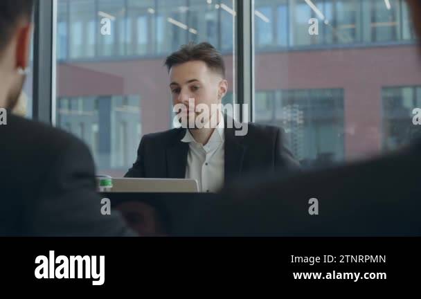 Man arguing group Stock Videos & Footage - HD and 4K Video Clips - Alamy