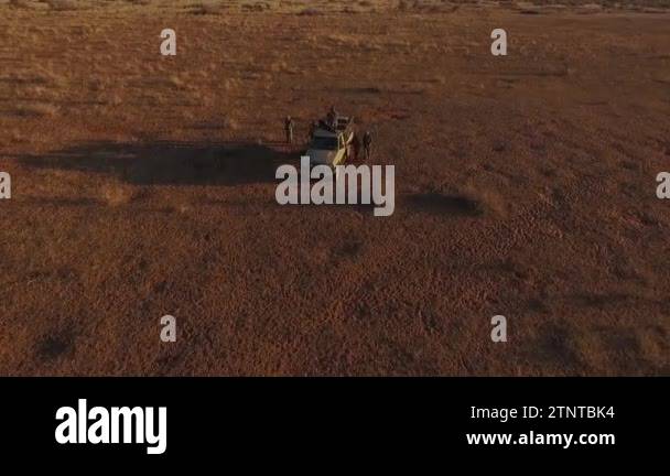 Hunters car Stock Videos & Footage - HD and 4K Video Clips - Alamy