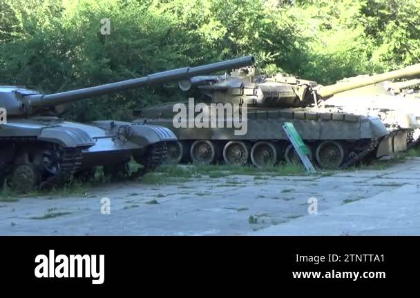 Rivet armor Stock Videos & Footage - HD and 4K Video Clips - Alamy