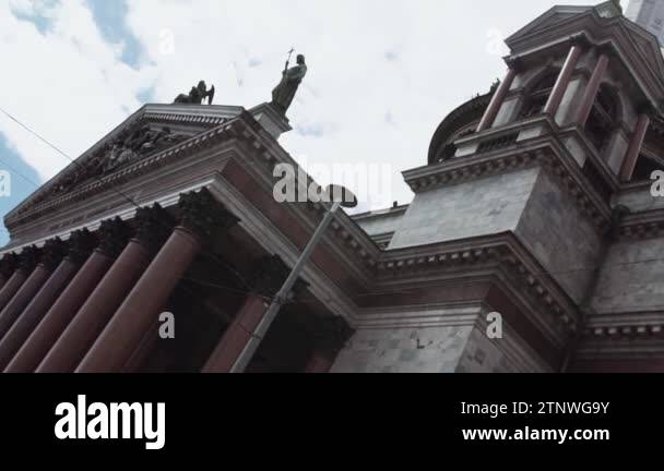 Isaac isaacs Stock Videos & Footage - HD and 4K Video Clips - Alamy