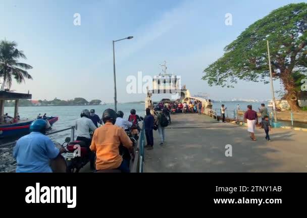 Vypin kochi, india Stock Videos & Footage - HD and 4K Video Clips - Alamy