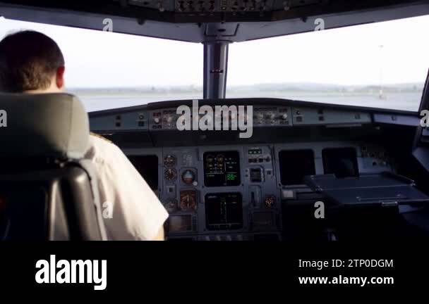 Luxury cabin pilot copilot Stock Videos & Footage - HD and 4K Video ...