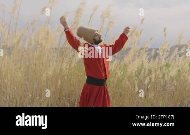 Sufi dance, Dancer dervish, Semazen, Whirling dervishes, whirling ...