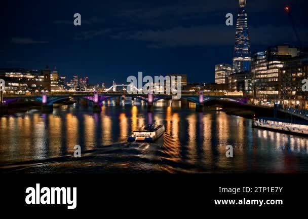 Boat bridges Stock Videos & Footage - HD and 4K Video Clips - Alamy