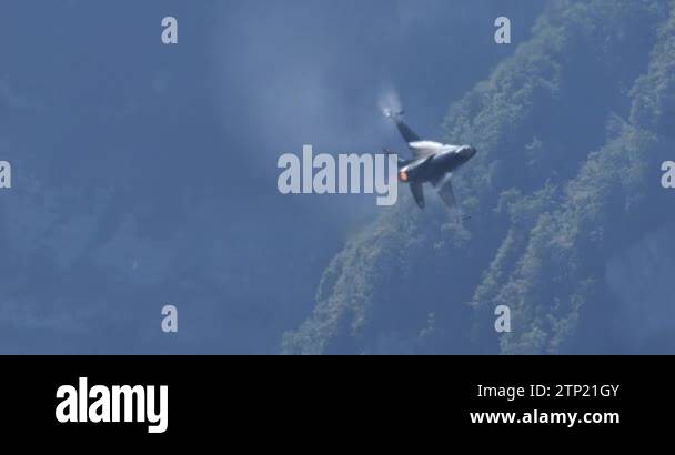 High performance fighter jet performs high G acceleration turn with ...
