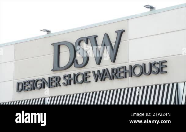 Dsw logo Stock Videos & Footage - HD and 4K Video Clips - Alamy