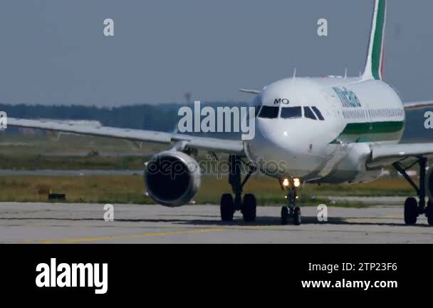 Alitalia airbus a320 taxiing on Stock Videos & Footage - HD and 4K ...