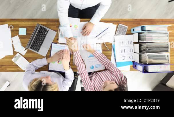 Team building teamwork Stock Videos & Footage - HD and 4K Video Clips ...