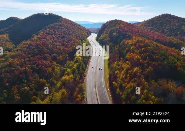 I-40 freeway road leading to Asheville in North Carolina thru ...