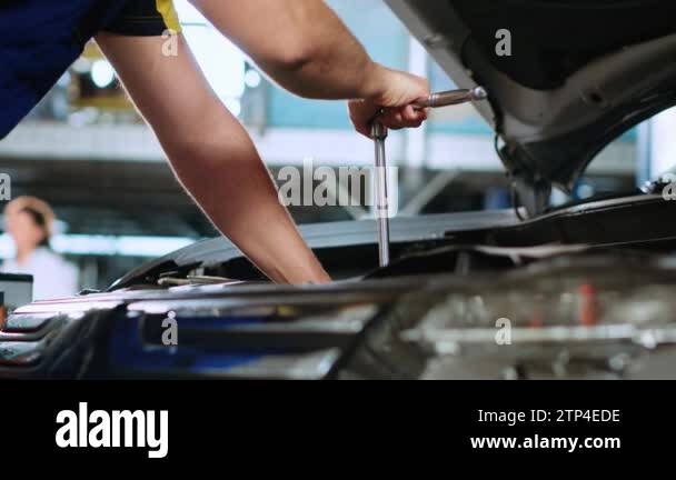 Used of torque Stock Videos & Footage - HD and 4K Video Clips - Alamy