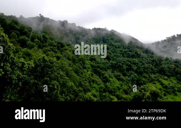 Samoeng Forest Park, a spectacular views of the forest and mountains ...