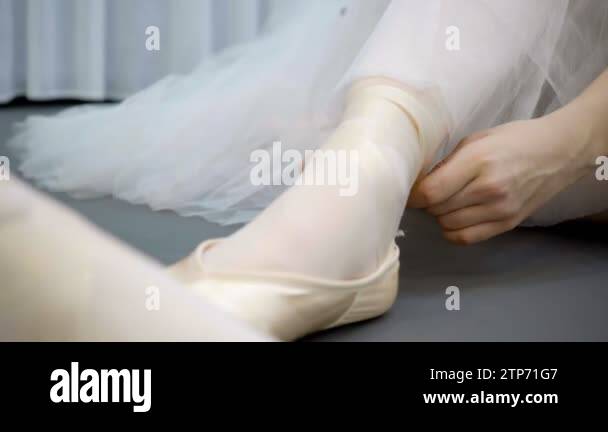 Tie up point Stock Videos & Footage - HD and 4K Video Clips - Alamy