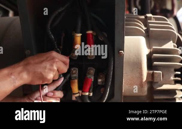 125 meter Stock Videos & Footage - HD and 4K Video Clips - Alamy