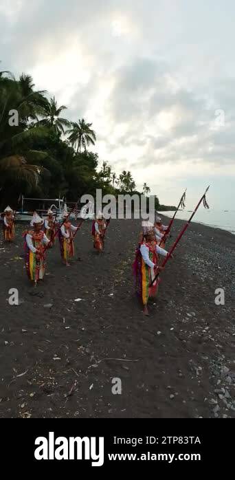 Full moon dance Stock Videos & Footage - HD and 4K Video Clips - Alamy