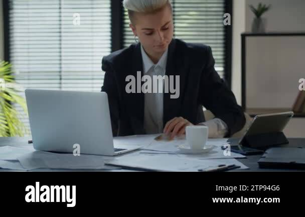 Accountant spreadsheets Stock Videos & Footage - HD and 4K Video Clips ...