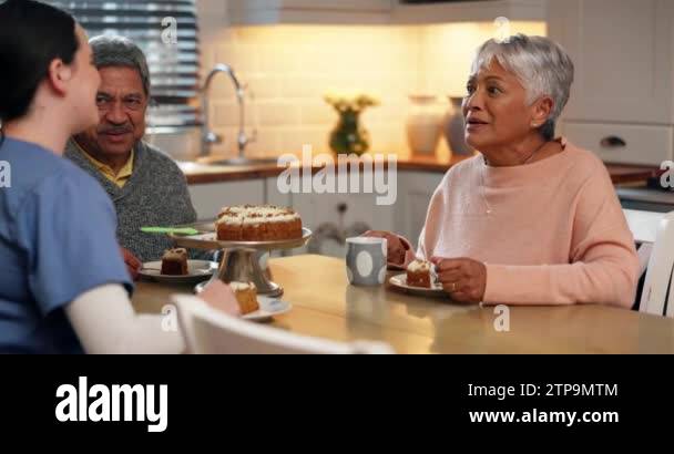 Living cake Stock Videos & Footage - HD and 4K Video Clips - Alamy