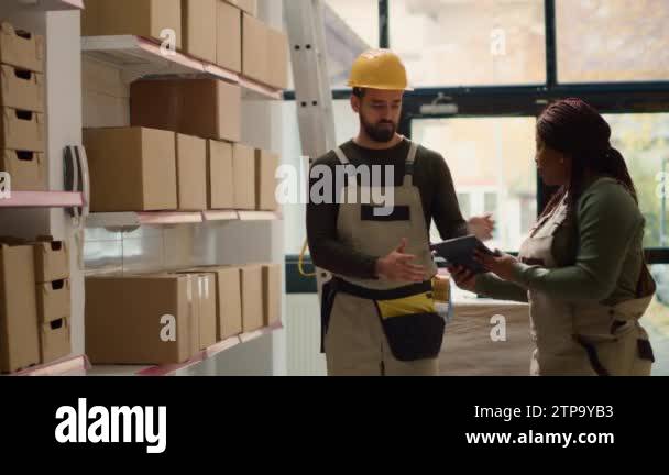 Warehouse operation Stock Videos & Footage - HD and 4K Video Clips - Alamy