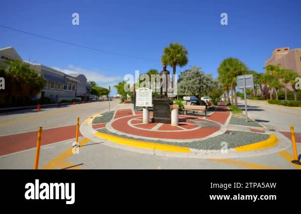 Key west statue Stock Videos & Footage - HD and 4K Video Clips - Alamy