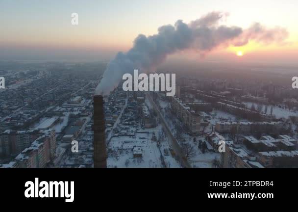 Elevated pipe Stock Videos & Footage - HD and 4K Video Clips - Alamy