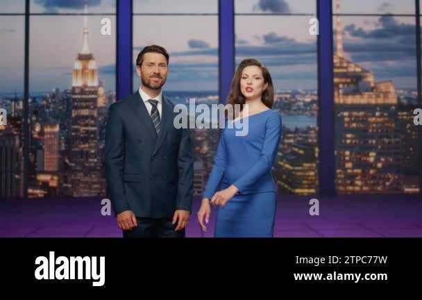 Presenters on stage Stock Videos & Footage - HD and 4K Video Clips - Alamy